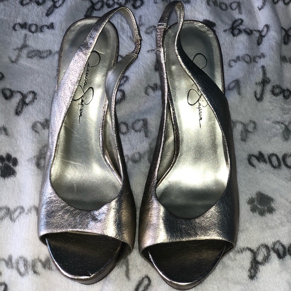 Jessica Simpson | Shoes | Jessica Simpson Gold Heels | Poshmark